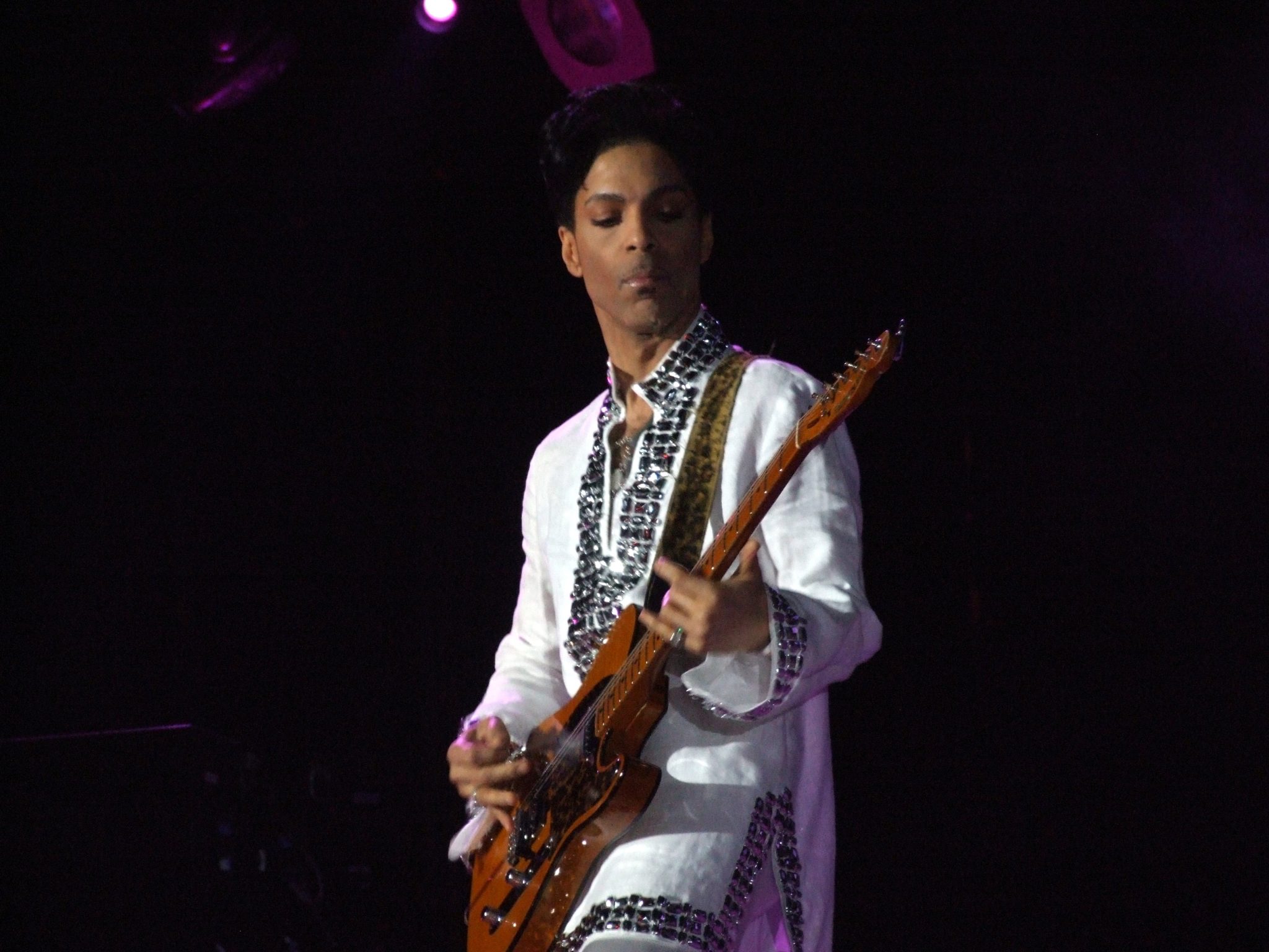 Exploring the Musical Legacy of Prince: A Fusion of Genres and ...